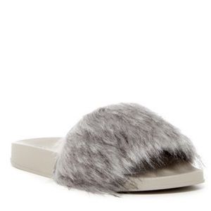 Nordstrom | Shoes | Grey Fluff Plush Fuzzy Fur Slides | Poshmark